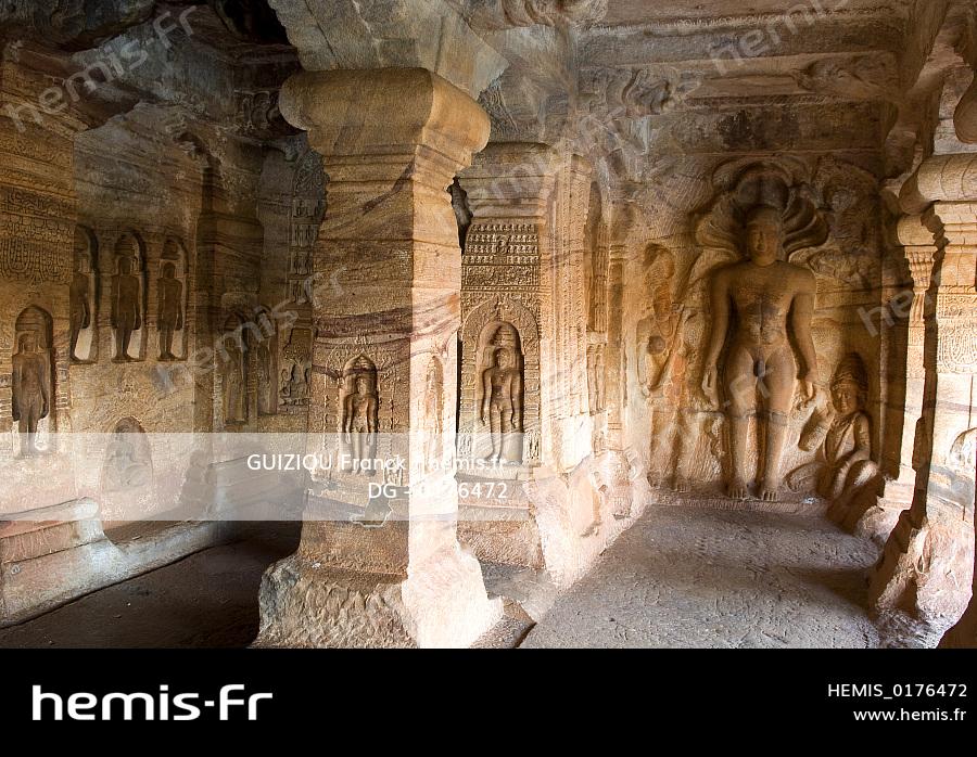 Hemis : Inde karnataka badami celebre ses temples troglodytiques grotte ...
