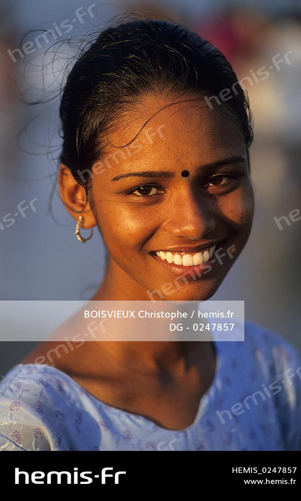 Hemis : Inde etat tamil nadu chennai madras marina beach portrait jeune ...