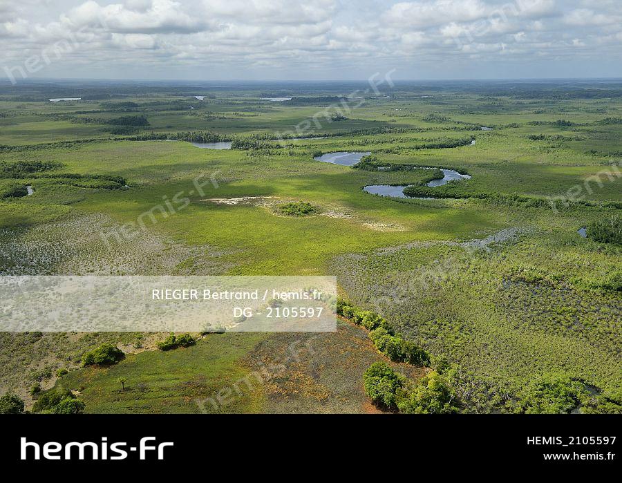 Hemis : Gabon province ogooue maritime marecageuse rivieres delta ...