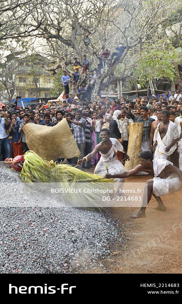 Thee Chamundi Theyyam