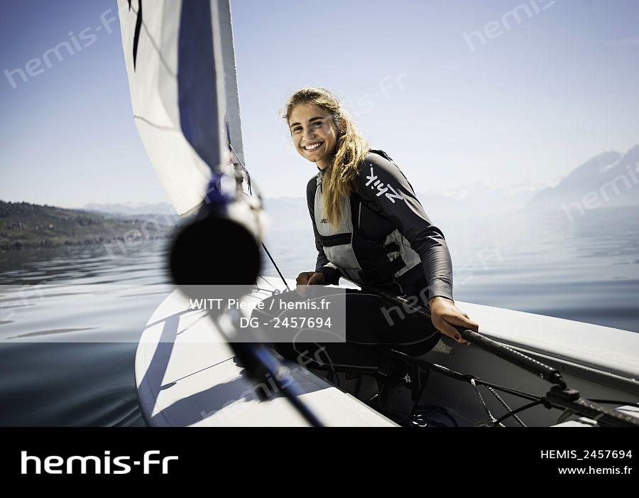 Hemis : Suisse canton vaud lausanne maud jayet navigatrice classe laser ...