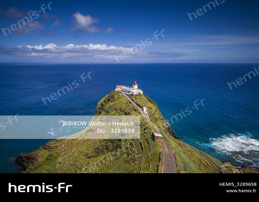 Hemis : Portugal archipel acores ile santa maria ponta do castelo phare ...