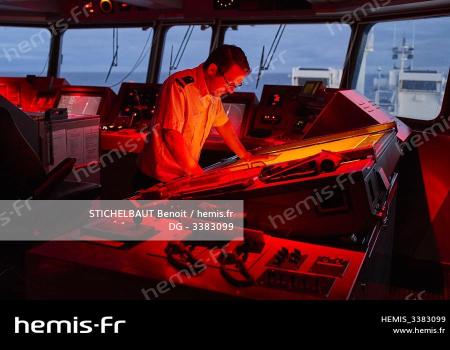 Hemis : France terres australes antarctiques francaises taaf classees ...