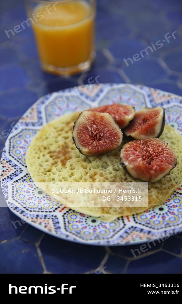 Hemis : Maroc region tanger tetouan tanger crepes mille trous figues ...