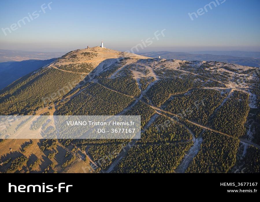 Hemis : France vaucluse malaucene mont ventoux vue aerienne