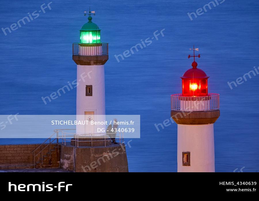 Hemis : France morbihan belle ile en mer palais phares entree port