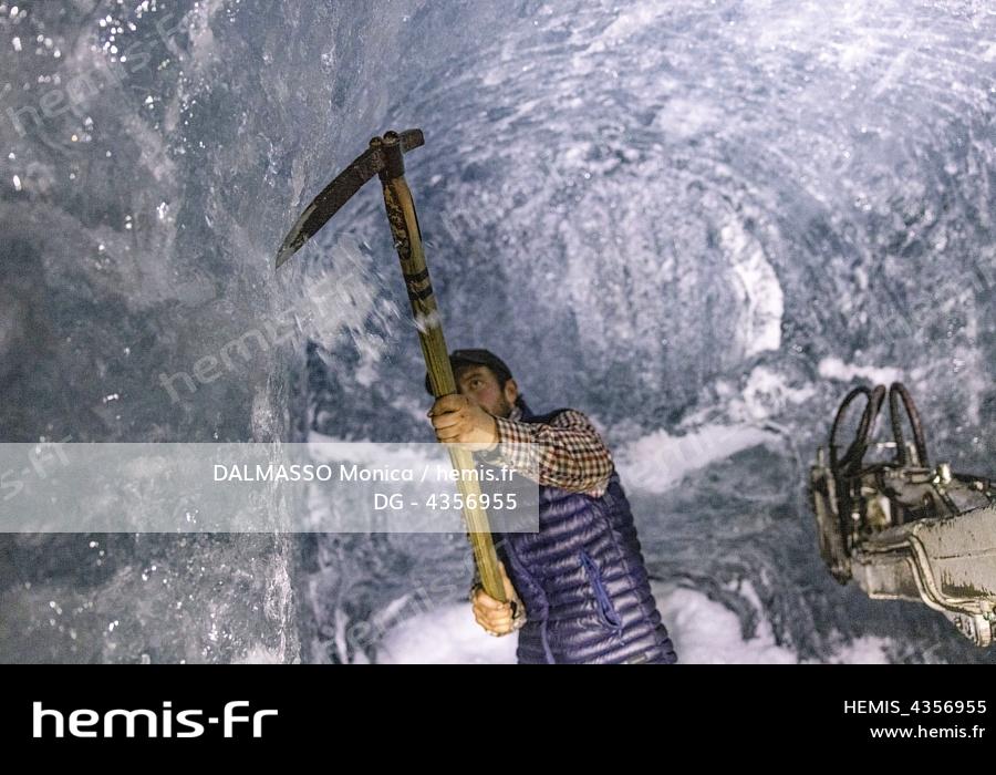 Hemis : France haute savoie chamonix mont blanc grotte mer glace ...