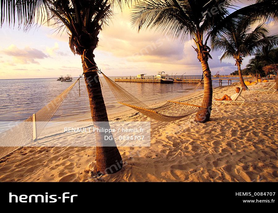 Hemis : Iles caimans petite caiman little cayman plage little cayman ...